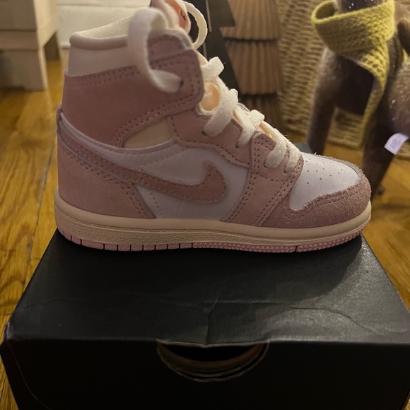 Shoes | Toddler Air Jordan 1s Og Retro Washed Pink | Poshmark